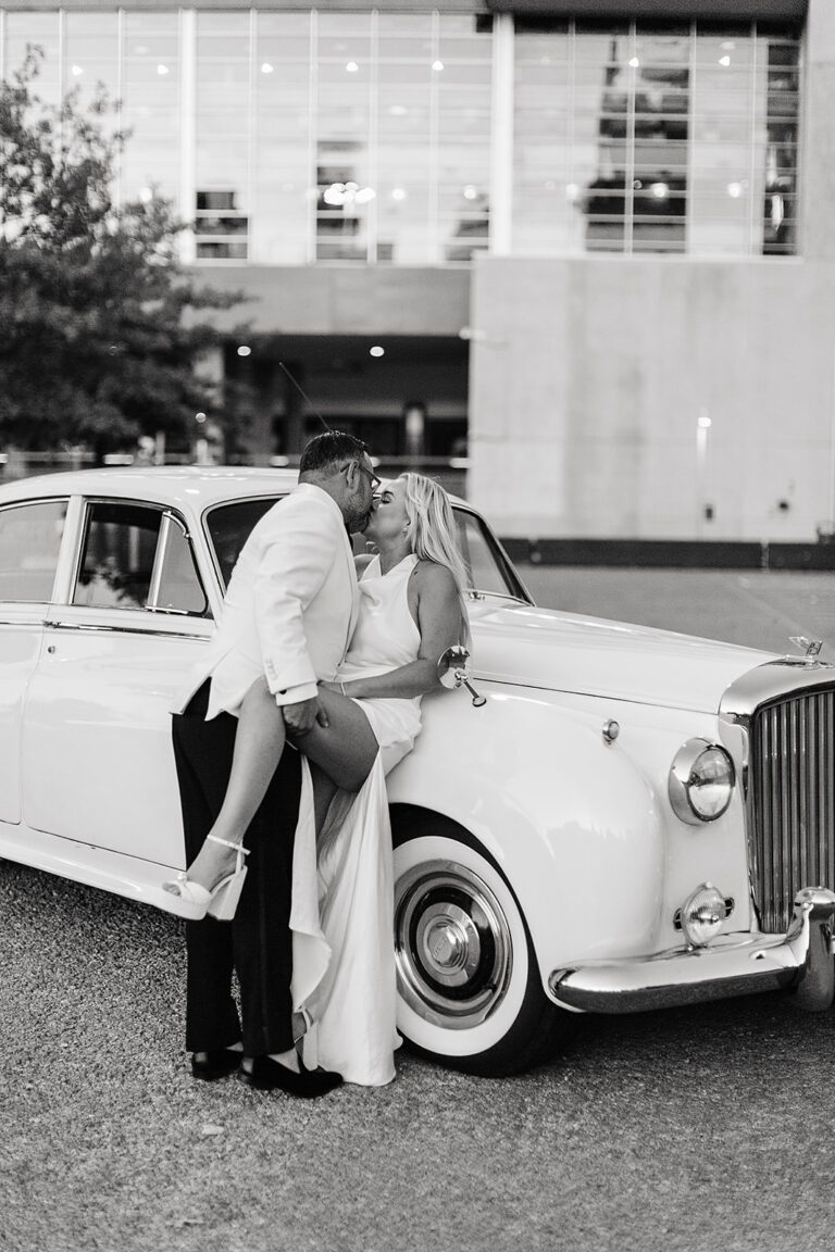 Chic Nissan Stadium Wedding Reception - Nashville Photographer